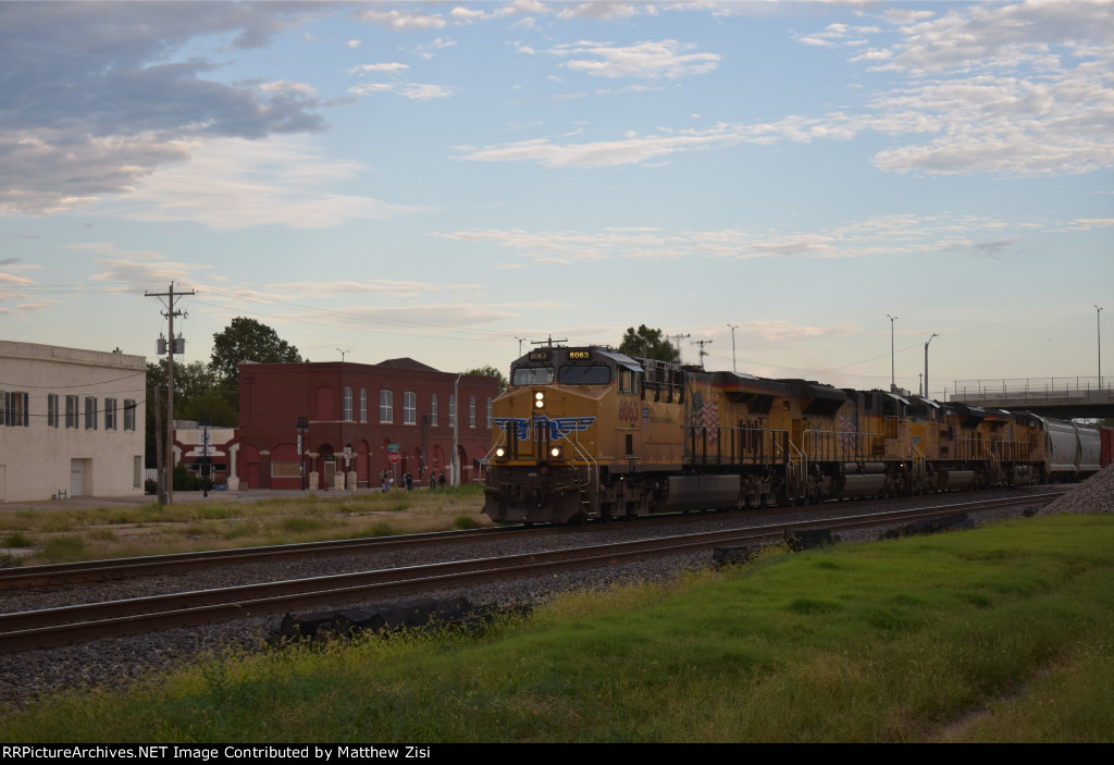 UP 8063 8755 8989 2534